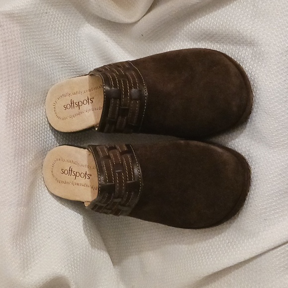 Softspots | Shoes | New Softspots Leta Chocolate Mule Clogs | Poshmark